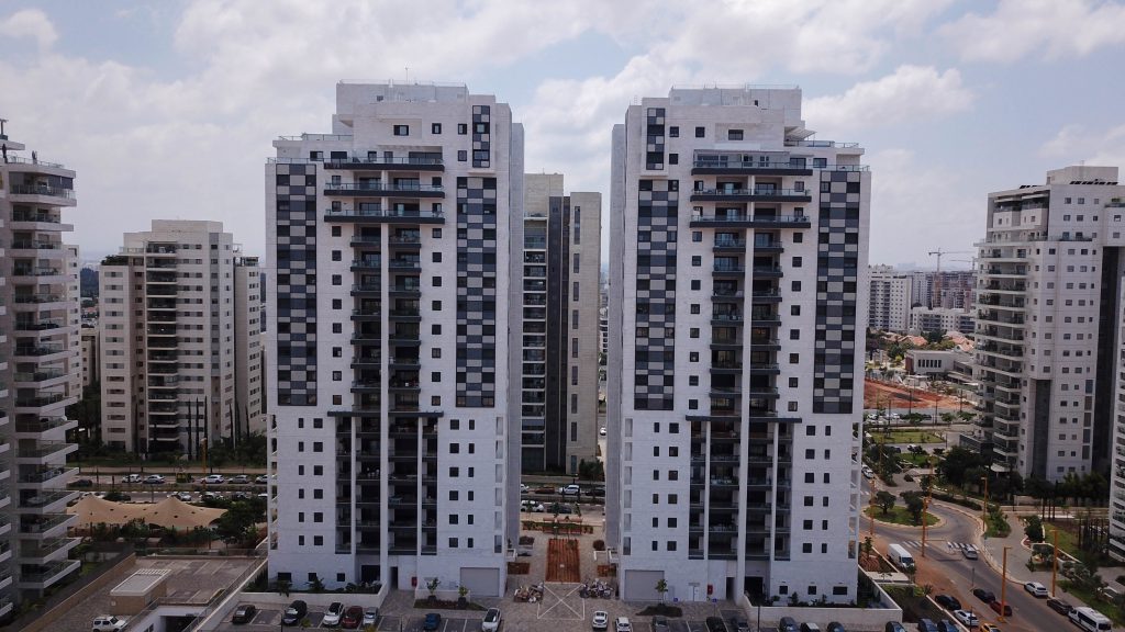 מגדלי משרדים - Alug